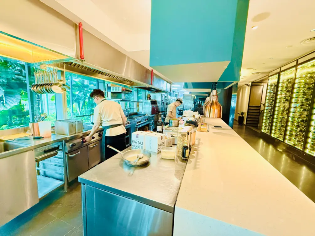 ALTRO ZAFFERANO REVIEW: Best Italian With A View (2026)